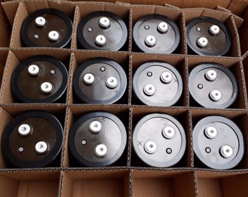 KENDEIL K01 100000uF 63V HI END CAPACITORS!- HI-END PARADISE